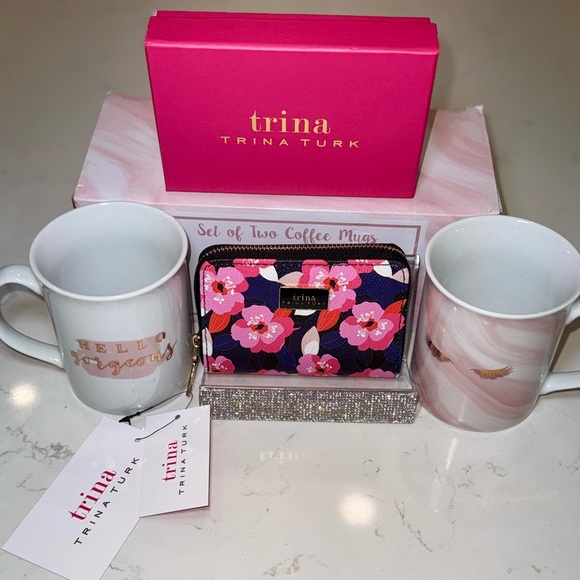 Trina Turk | Bags | Trina Turk Wallet Hello Gorgeous 2 Mug Set | Poshmark